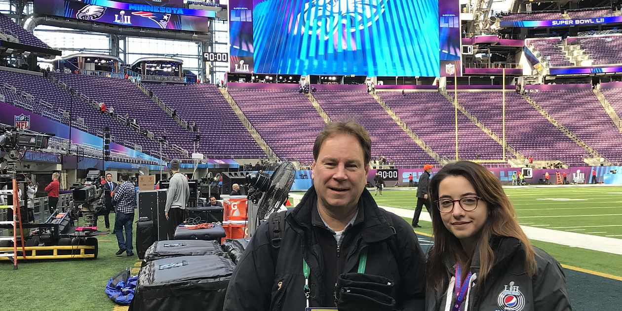 Dave Grill Lights Up Superbowl Halftime Show • News • Purchase College