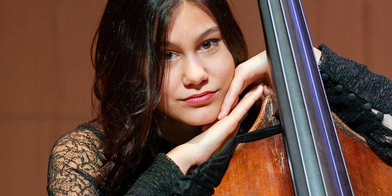 Amelia Desalos ’27 • School of Humanities • Purchase College