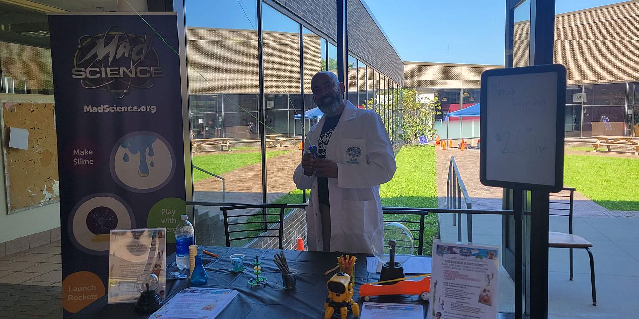Mad Science & Crayola Imagine Arts Academies Recruiting Table ...