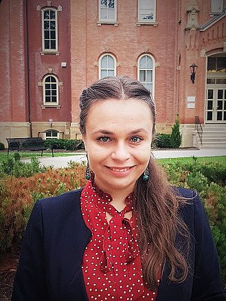 Iuliia Chikish • Economics • Purchase College